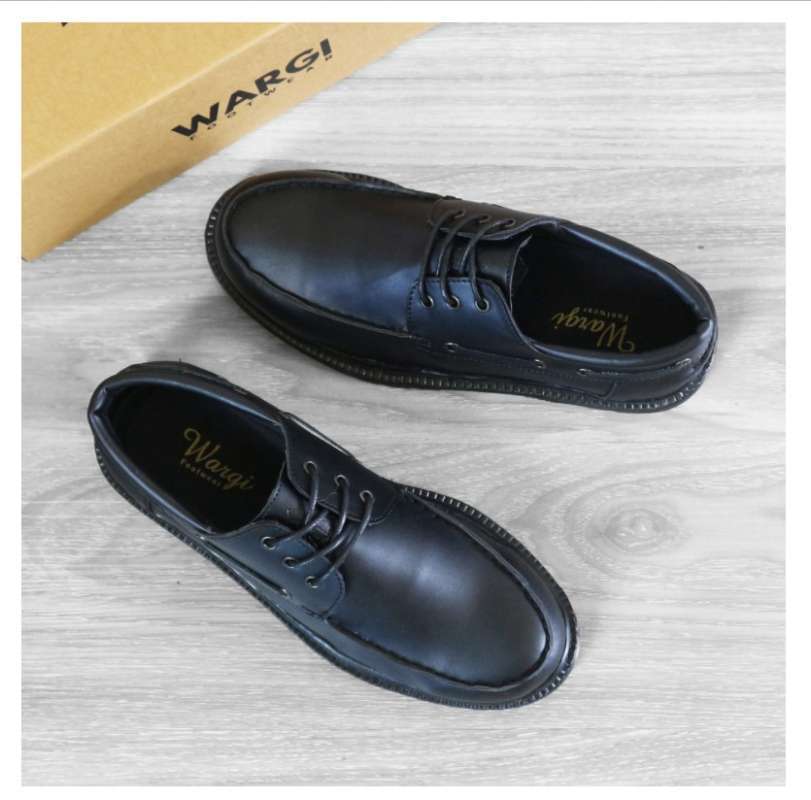 Jual Sepatu Pria / Sepatu Low Boots 3 Hole Model Docmart Terbaru Murah ...