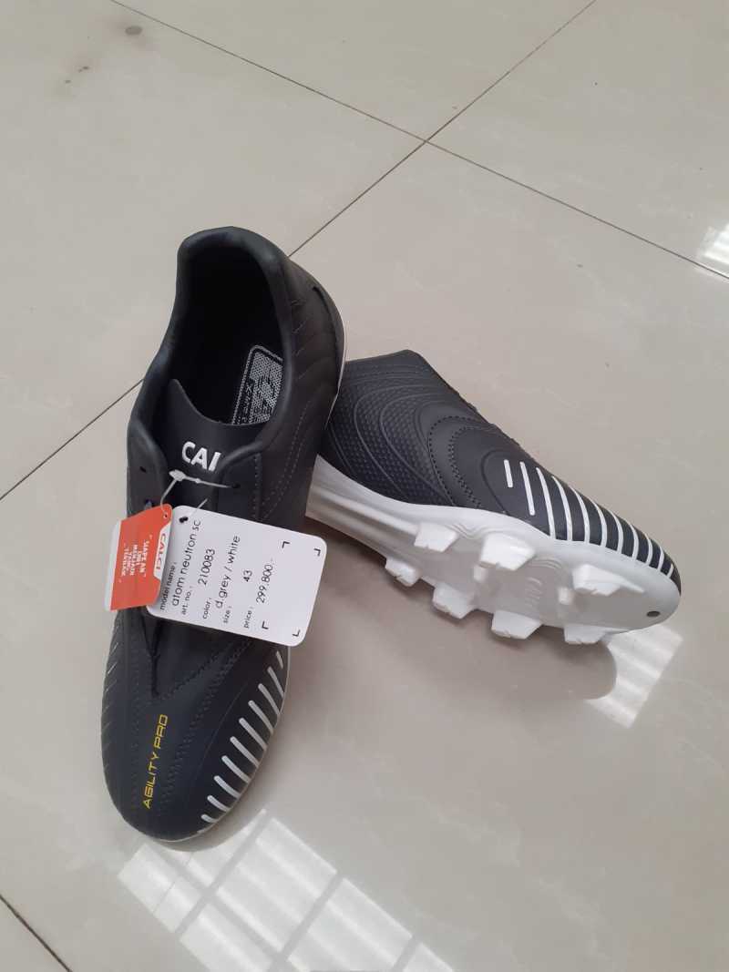 Jual Sepatu Sepakbola Calci di Seller Olympus Sport Official Store - CV ...