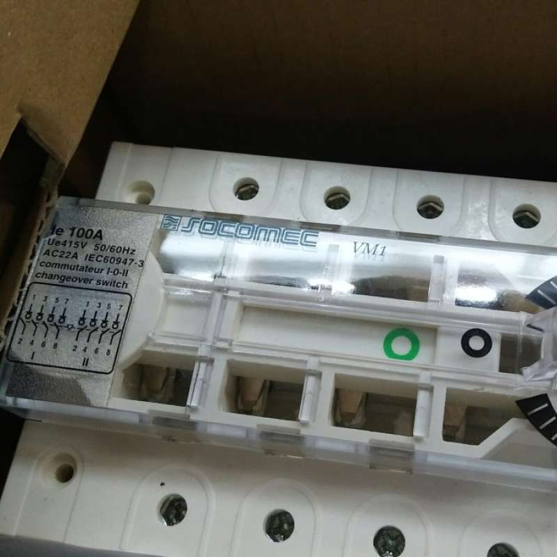 Jual Cos Socomec Vm1 100a 4p Manual Change Over Switch Di Seller Aksara ...