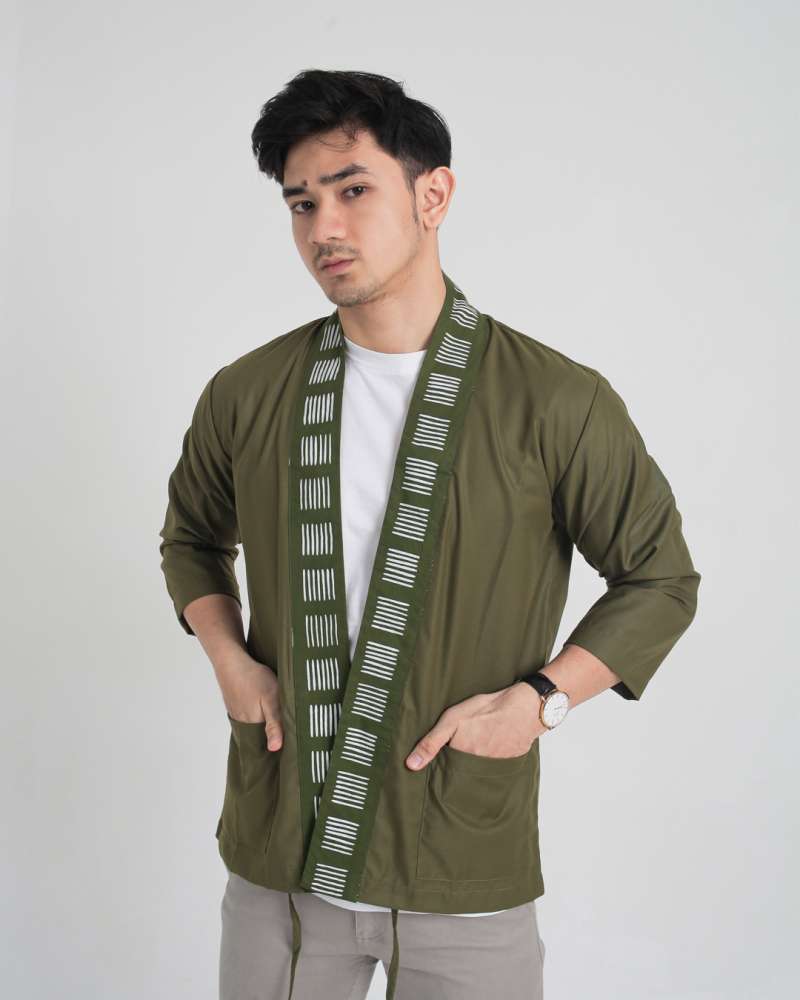 Luaran Batik Pria Original Terbaru Juli 2024 | Blibli