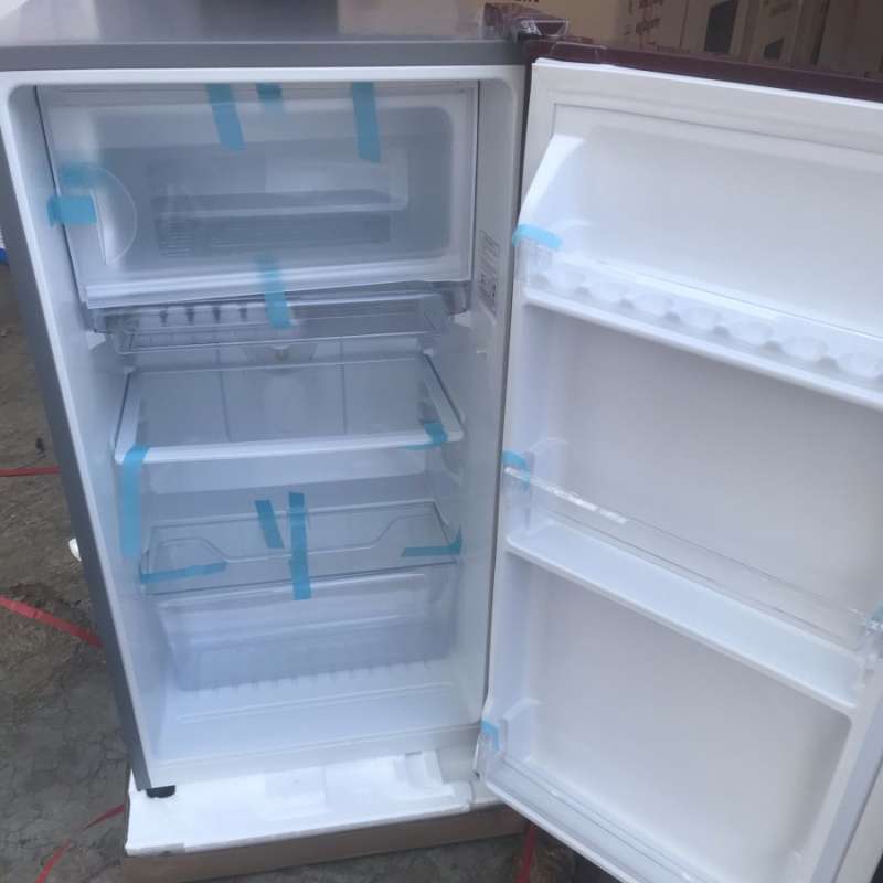 Promo Polytron Kulkas 1 Pintu Prb159 Prb 159r Merah / Prb 159b Biru ...