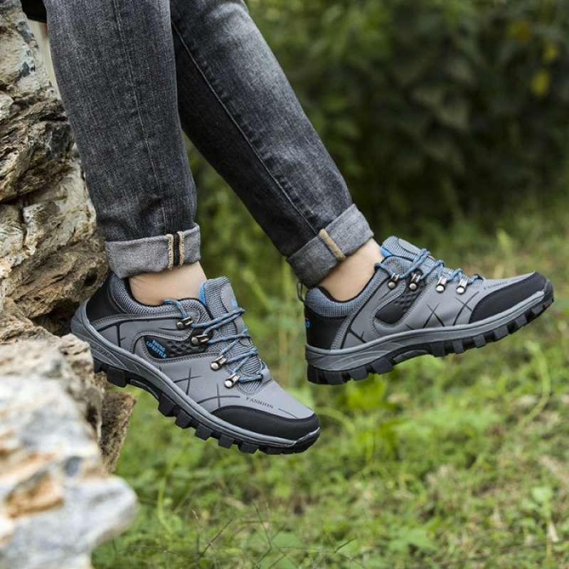 Promo Sepatu Hiking Pria Olahraga Outdoor Gunung Tahan Air Mh202 - 41 ...