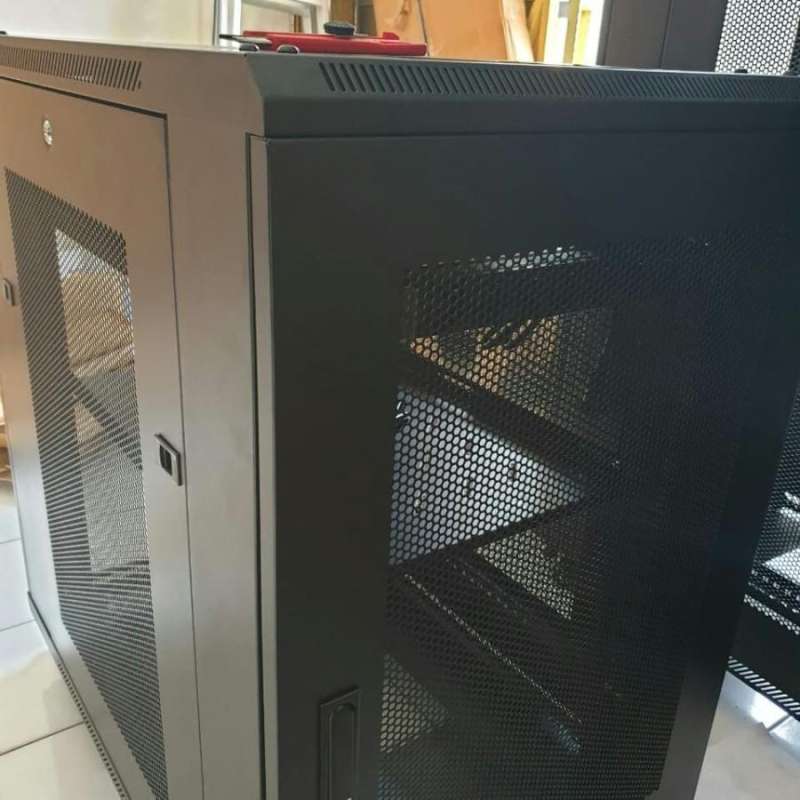 Jual Hagane Rack Server Closed Standing 42U Rack 900mm Perforated - New ...