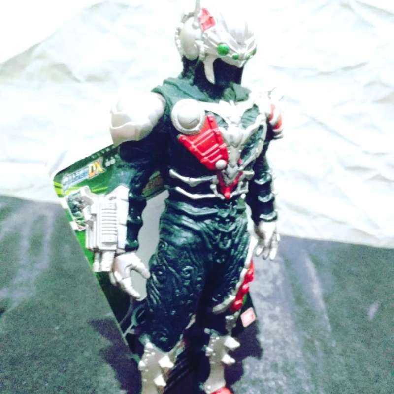 Jual Dx Ultra Kaiju Monster Alien Hunter di Seller Mega Base Toys ...