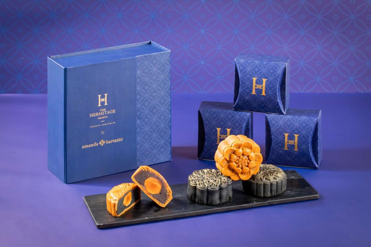 Jual The Hermitage Jakarta - Reguler Mooncake Hampers di Seller The ...