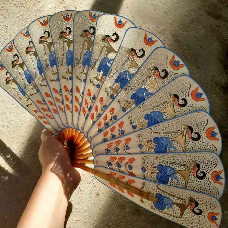 Jual Kipas Lipat Kulit Asli Motif Wayang Kulit Alusan di Seller Wayang ...