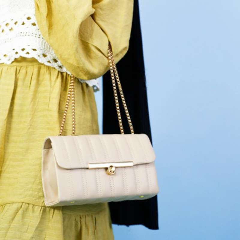 Jual Tas Wanita Murah Rantai Model Terbaru & Kekinian - Harga Diskon ...