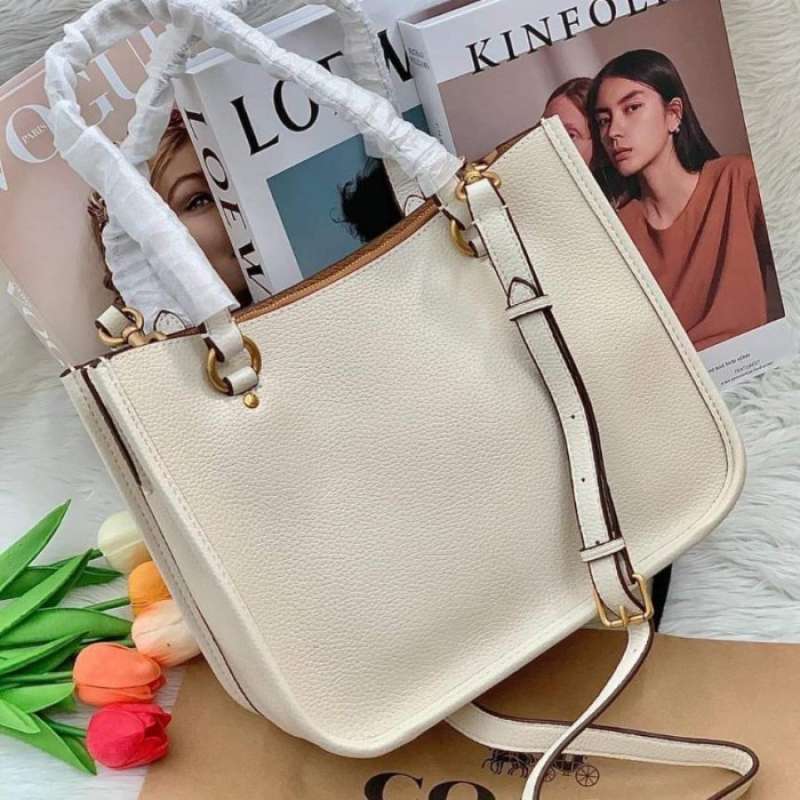 Jual Coach Tyler Carryall 28 Chalk Di Seller Firdaus Store24 - Tambora ...