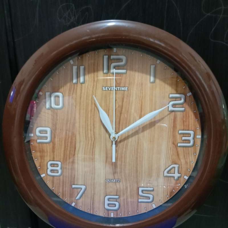 Jual jam dinding model kayu 30cm di Seller Pasar Murah Jakarta - Kebon ...