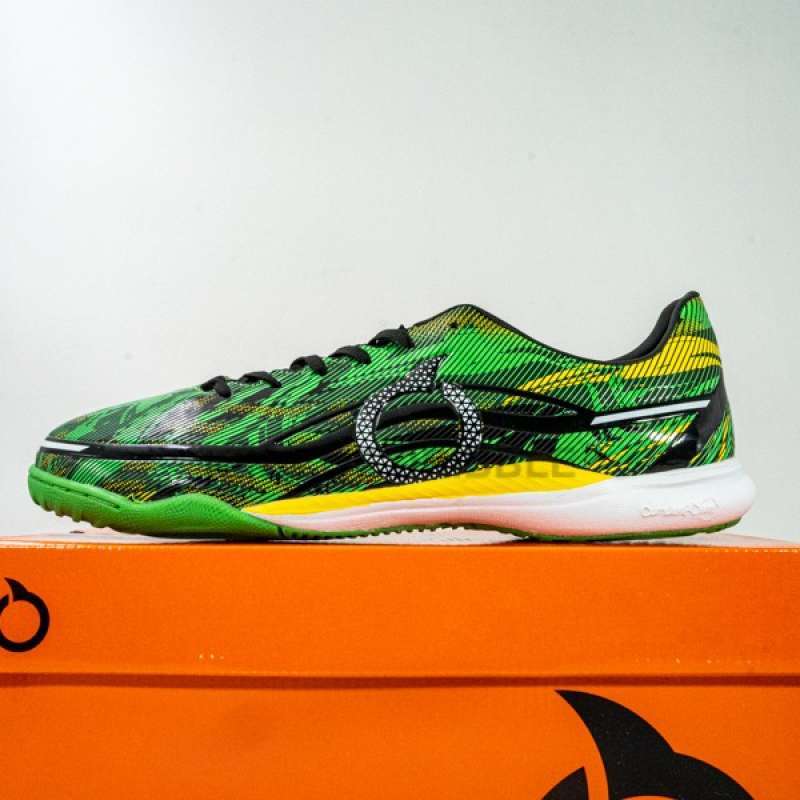 Jual Sepatu Futsal Ortuseight Catalyst Beast IN 11020390 Original BNIB ...