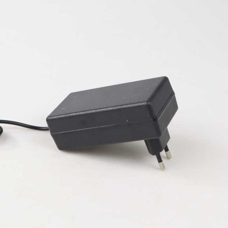 Jual Glo - Vbs Power Adaptor Led Strip Monitor Dc 12v 3a - 1230 Warna ...