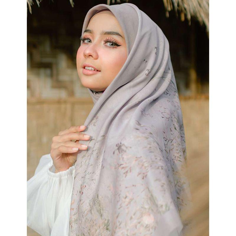 Jual HIDAHASAN Heart of The Sea Paris Jilbab Muslimah - 110 X 110 CALM ...