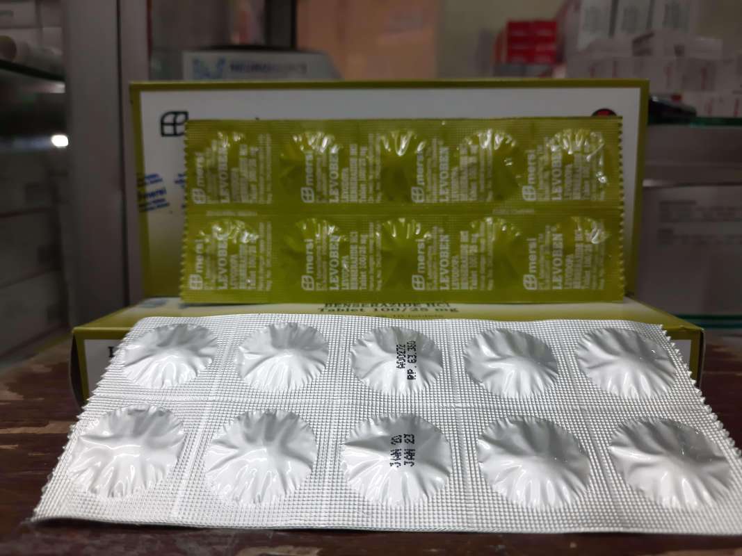Jual Levoben Per Box Isi 3 Strip Per Box Di Seller Hakim Shop - Pal ...