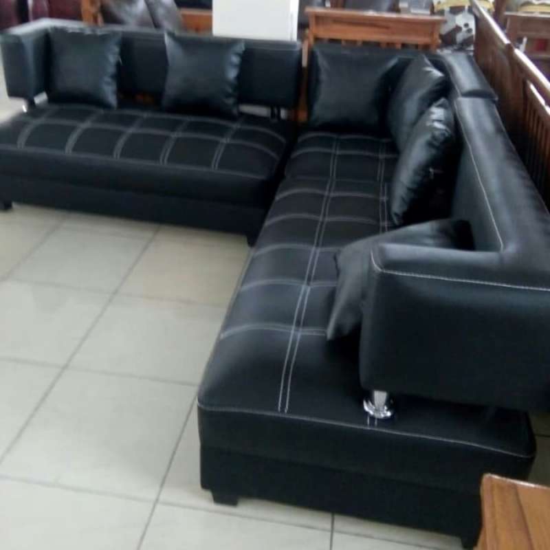 Jual SOFA SUDUT OSCAR 221 HITAM MINIMALIS BONUS MEJA DAN 6 BANTAL di ...