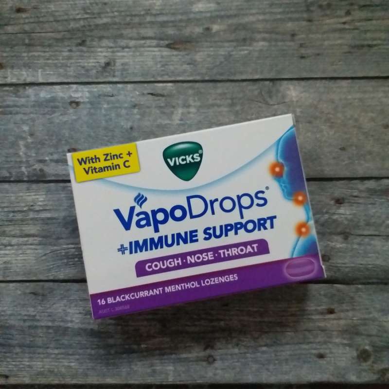 Jual Vicks VapoDrops Immune Support Blackcurrant Lozenges Singapore ...