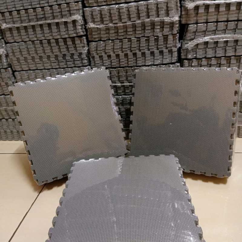 Jual Karpet Tikar Alas Lantai Puzzle Evamart 30x30 X 1cm Di Seller ...