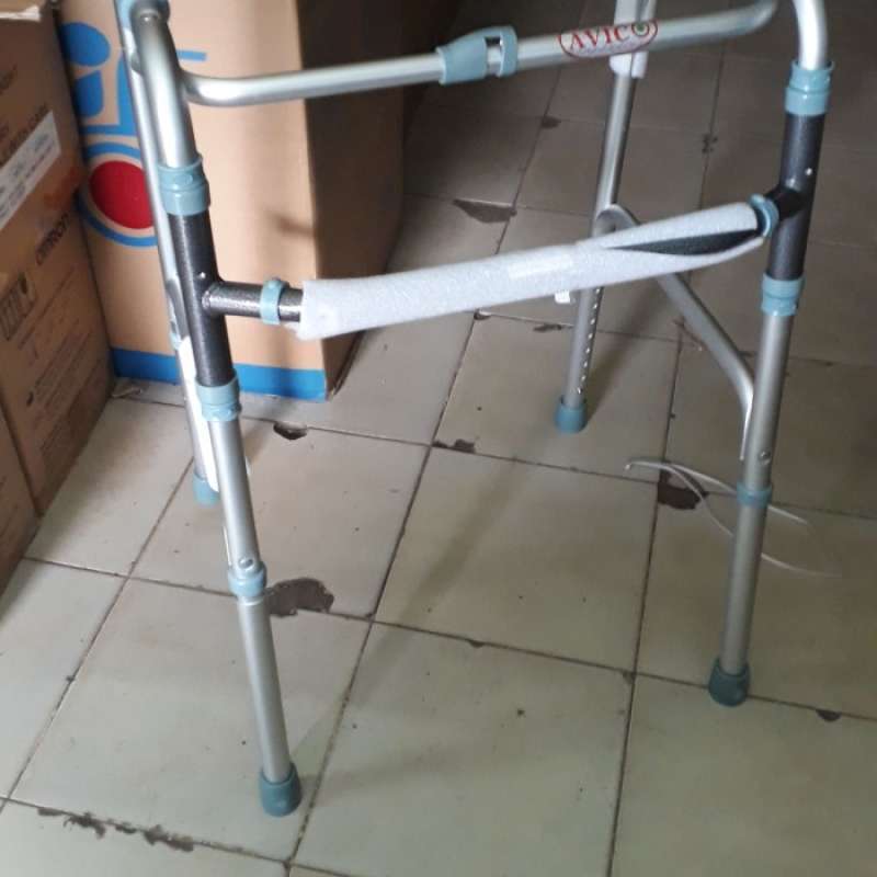 Promo Tongkat Walker Avico Kaki4 Model Jemuran Kaki 4 Lipat Alat Bantu ...