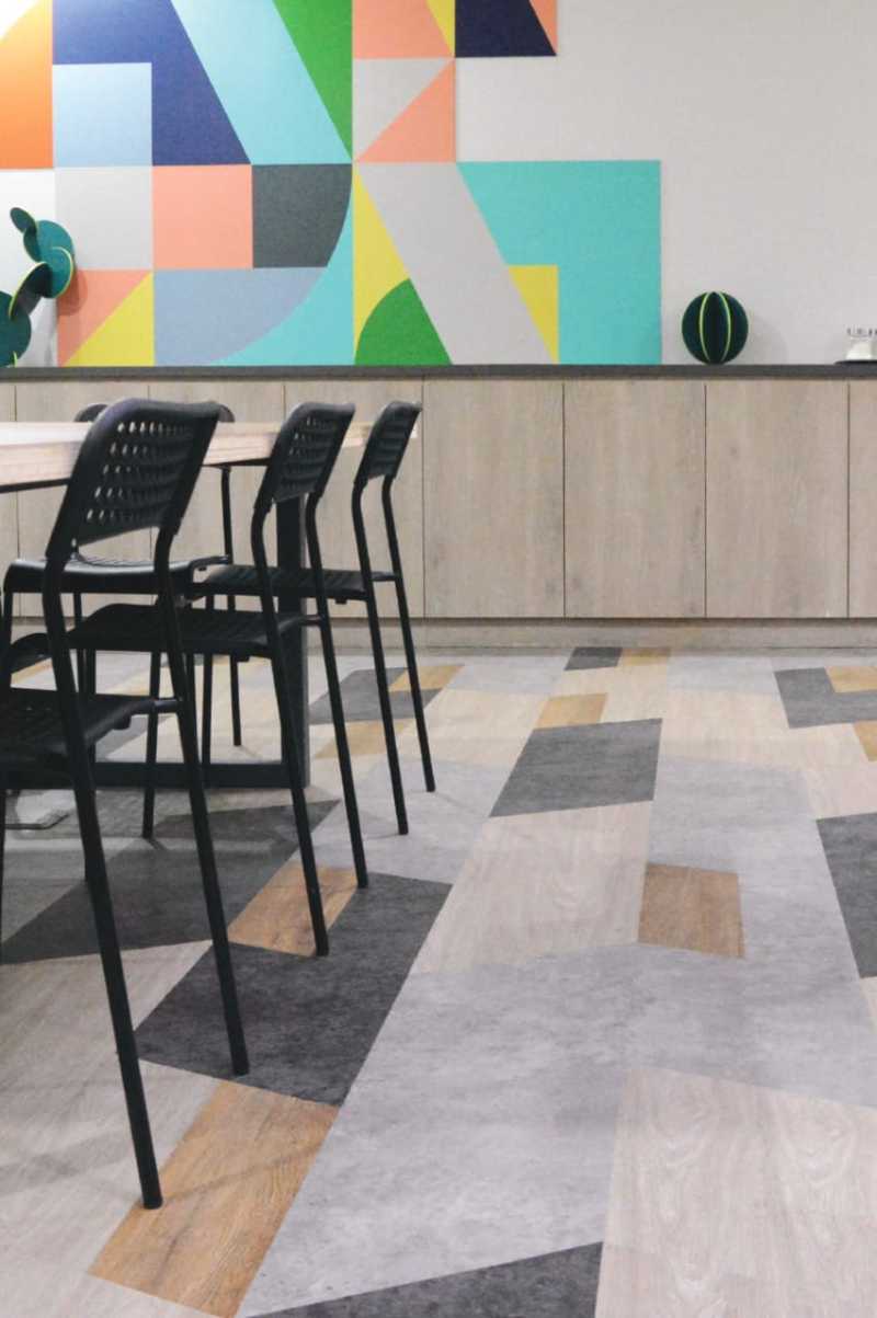 Jual Vinyl Plank Merek Taco 3mm Di Seller Vinyl Arni Griya - Duren ...