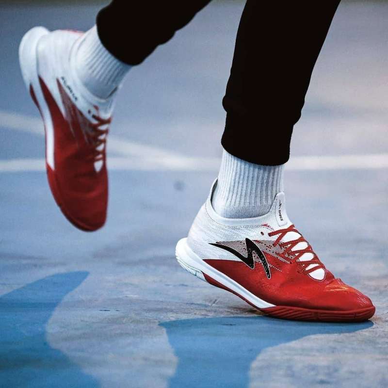 Promo specs garuda attack alpha elite in sepatu futsal Diskon 20% di ...