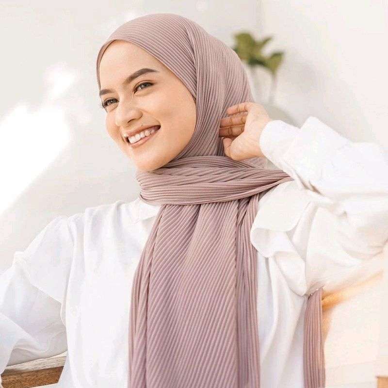 Tutorial Hijab Simple Untuk Wajah Bulat