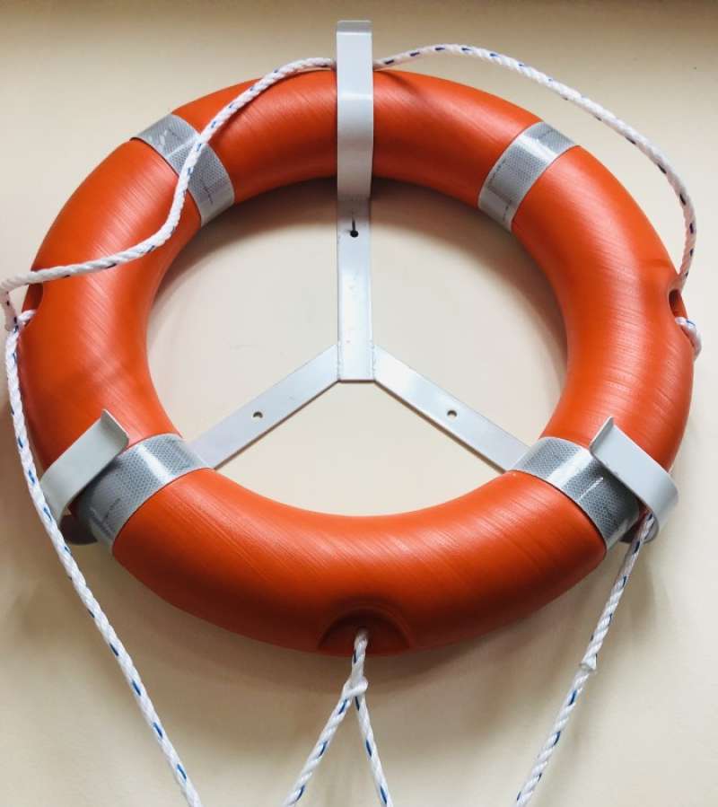 Promo Pelampung lifebuoy / Ringbuoy Standar SOLAS 2,5 KG Diskon 22% di ...