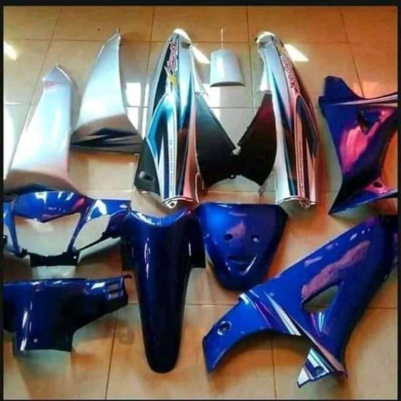 Jual cover body karisma full alus warna biru silver di Seller ...