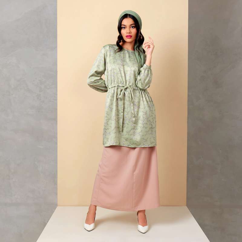 15 Rekomendasi Atasan Satin Tidak Mudah Kusut Ini Wajib Kamu Punya! - Blibli Friends