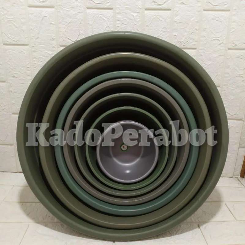 Jual baskom abu 40cm no 18 - ember air abu - ember baskom cuci tangan besar di Seller ...