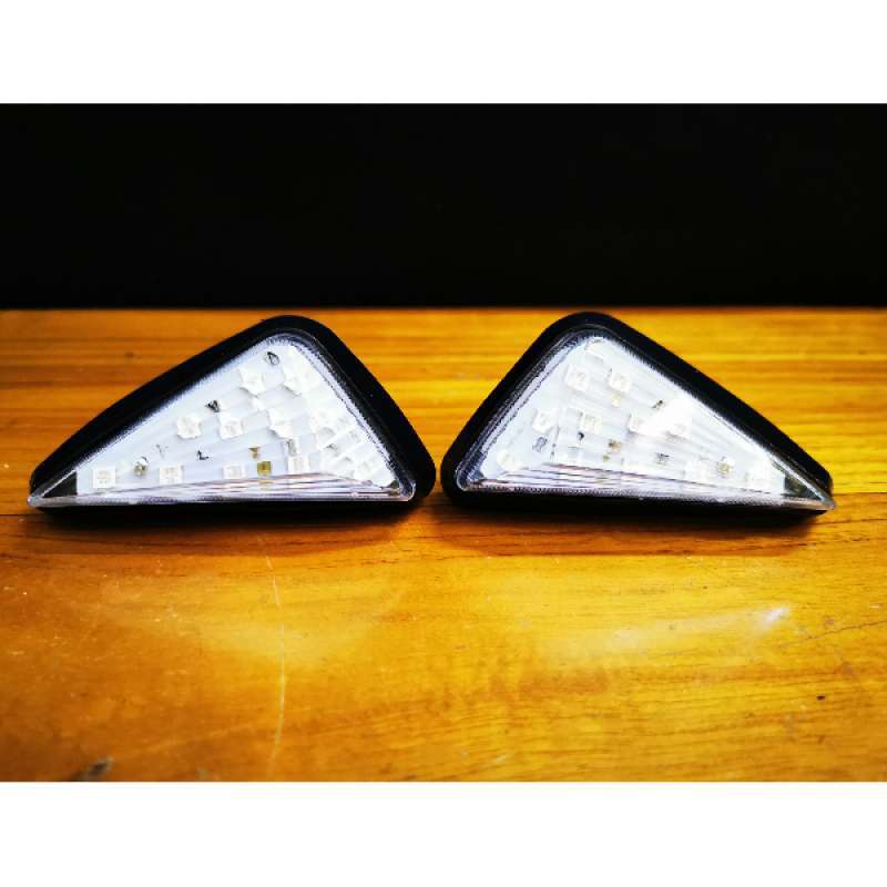 Promo Lampu Sen Tempel Variasi Segitiga Untuk R15 V3 Cbr Ninja Gsx ...