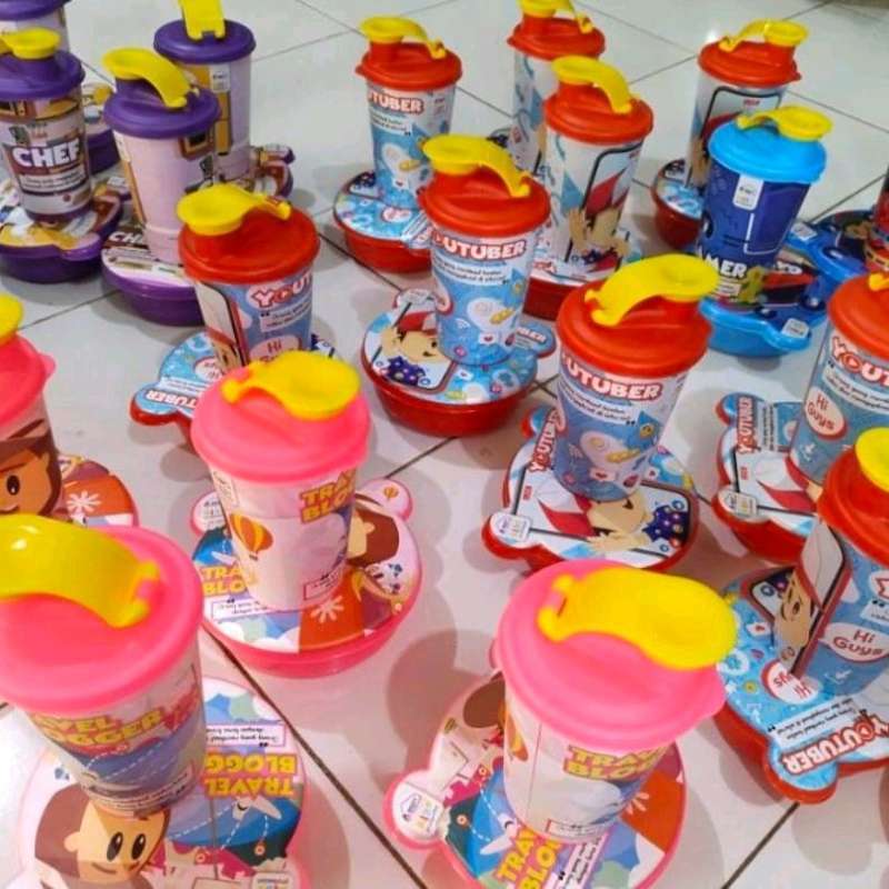 Jual Souvenir Ulang Tahun Anak Tempat Makan Bentuk Roti Dan Botol Minum ...