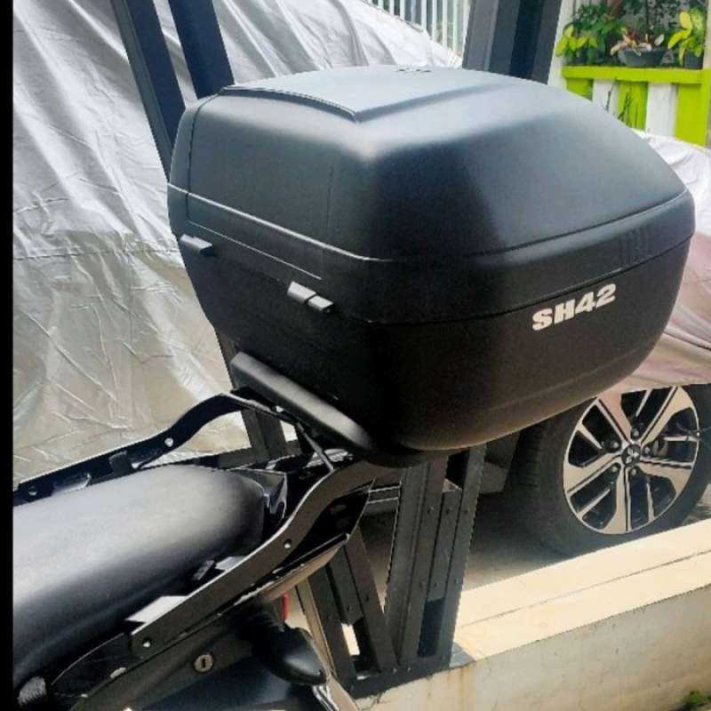 Jual Box Shad Top Box Motor Universal SHAD-42 Original Best Quality di ...