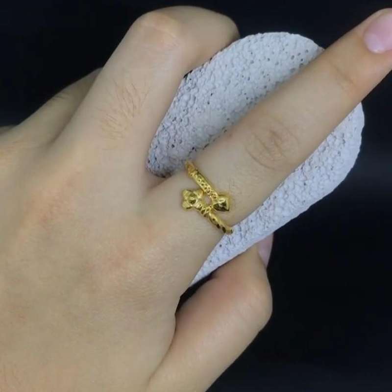 Jual cincin emas asli model selisih bunga love kadar 700 70% 18k 22 ...