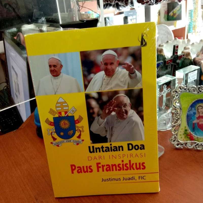 Jual Buku Untaian Doa dari Inspirasi Paus Fransiskus di Seller Toko ...