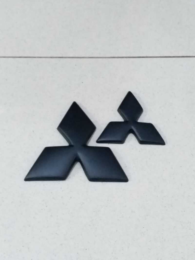 Jual Logo / Emblem Mitsubishi Xpander / Pajero Sport Set (Depan ...