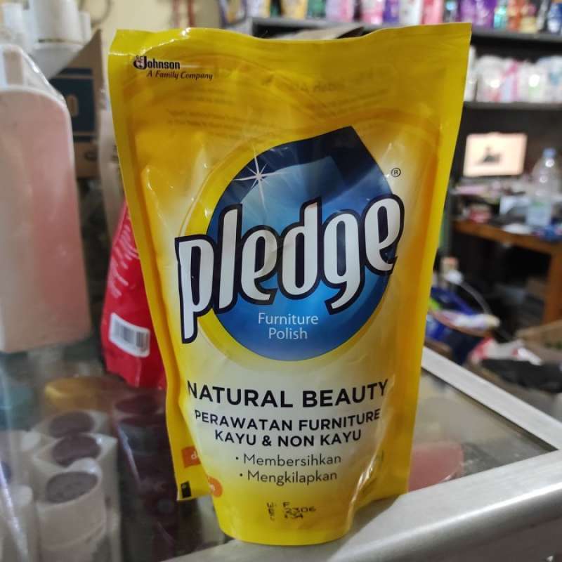 Promo Pledge Furniture Polish Natural Beauty Pouch 450ml Diskon 4% di ...