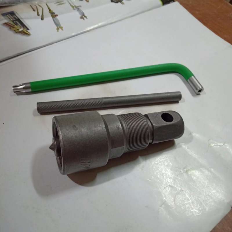 Jual Treker magnet + kunci L klep T40 motor Suzuki Shogun di Seller ...