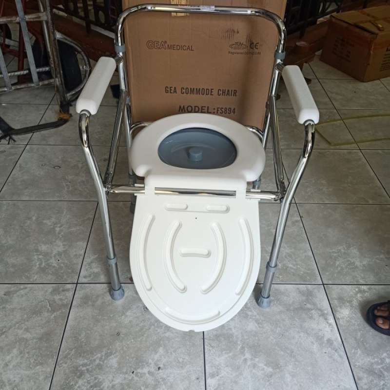 Promo Kursi Bab Lansia Gea Fs 894 Commode Chair Diskon 23% Di Seller ...
