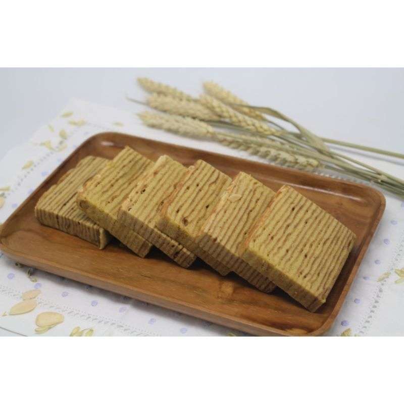 Jual DYNAMIC BAKERY & CAKE - Lapis Legit Original Potong di Seller ...