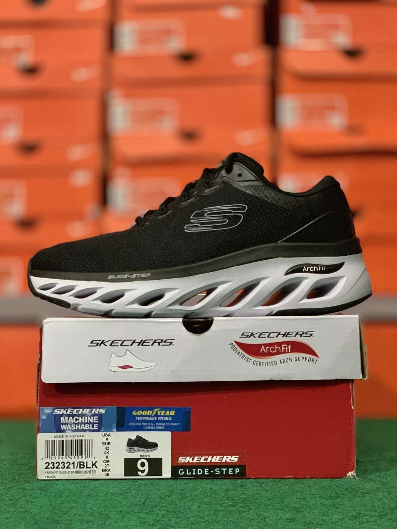 Jual Sepatu Skechers Glide Step Sport Original Original Terbaru - Harga ...