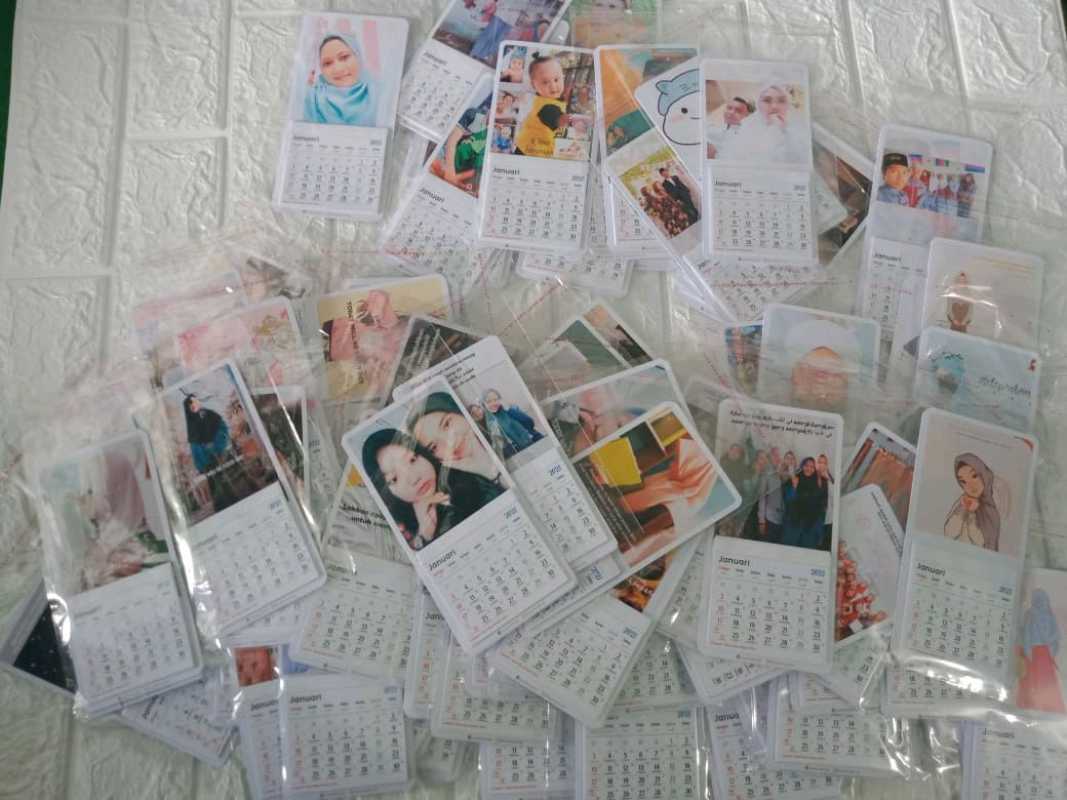 Jual Kalender Mini Unik 2021 2022 Custom Di Seller Kanza - Sumber ...