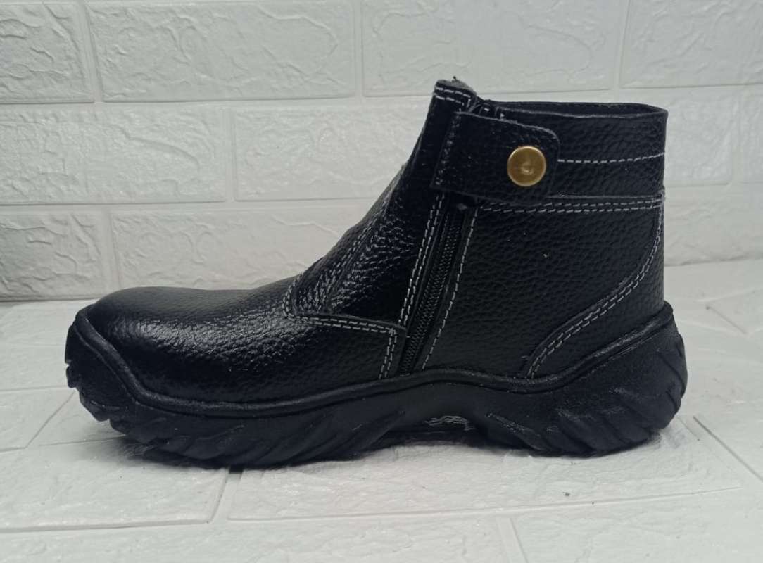 Jual Sepatu Safety sleting fazio Art 03 Sepatu Safety Kulit Asli Sepatu ...