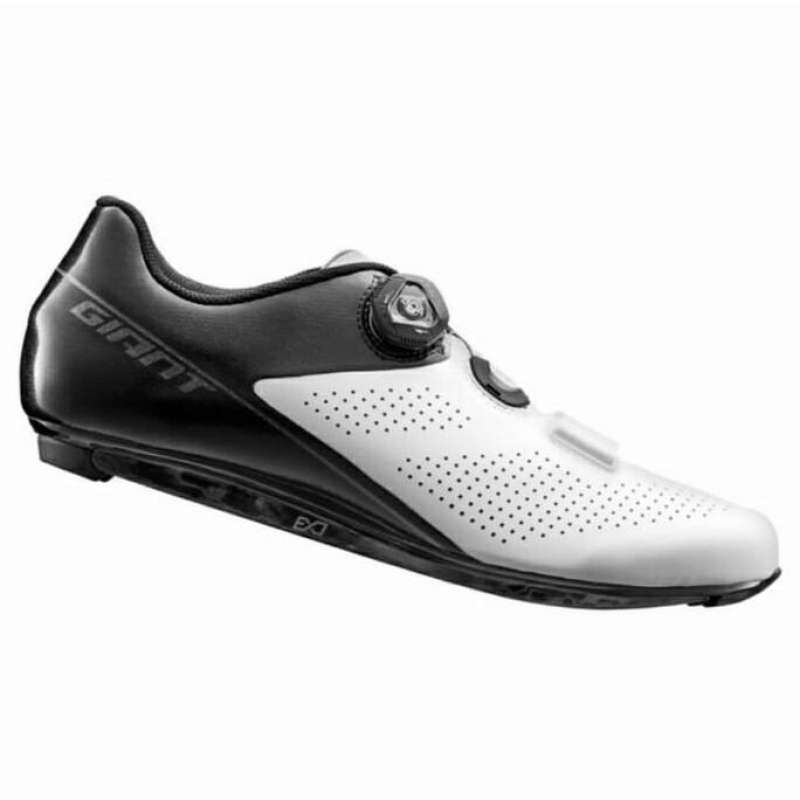 Jual Sepatu Cleat RoadBike GIANT SURGE ELITE SHOES WHITE BLACK di ...