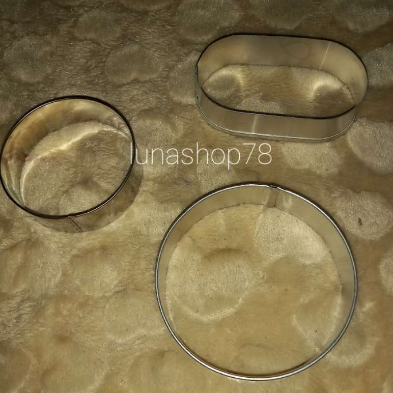 Jual Ring cetakan roti bulat 10 cm / bulat 7.5 cm / oval 5.5 x 10 cm di ...