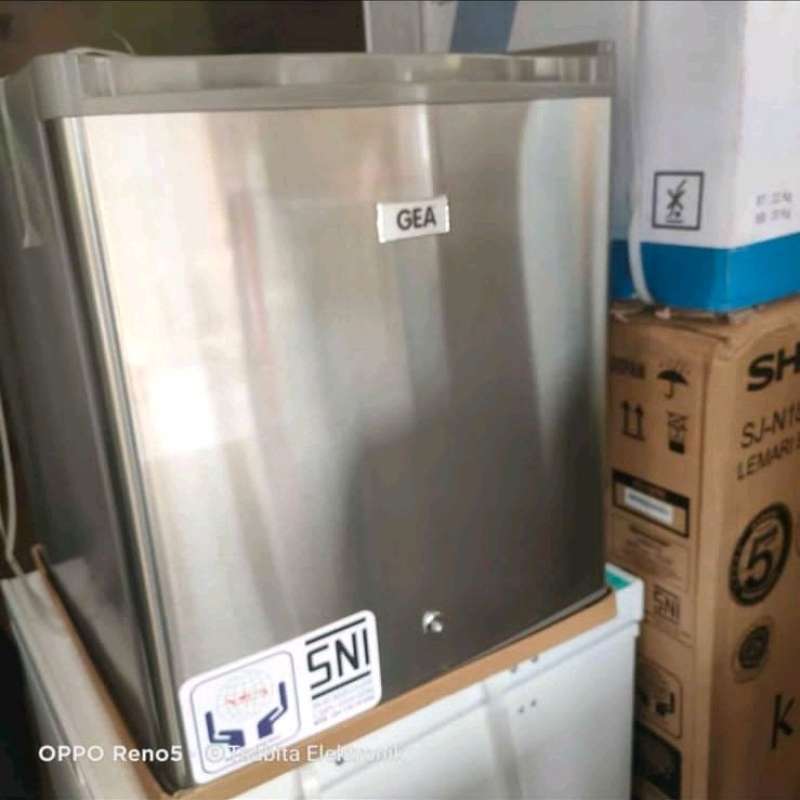 Jual kulkas portable GEA di Seller Tsabita Elektronik - Sambirejo, Kota ...
