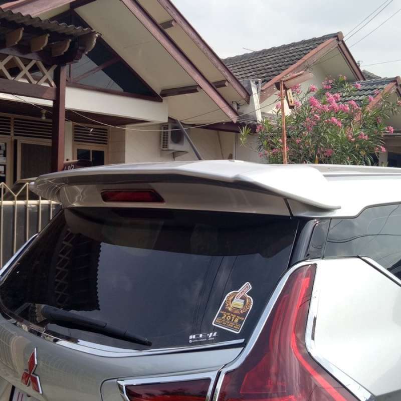 Promo SPOILER MOBIL MITSUBISHI XPANDER WITH LAMP Diskon 17% di Seller ...
