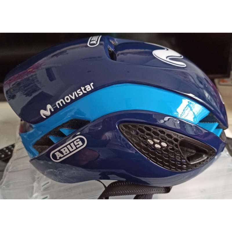 Jual ABUS replica Aero Helmet GameChanger helm road bike Movistar Team ...