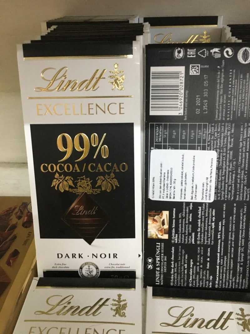 Jual lindt excellence dark chocolate 99% di Seller Mrbenshope - Madras ...