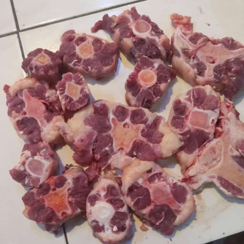 Jual BUNTUT SAPI LOKAL BAGIAN BUNTUT ATAS (Bentuk Bulat / Buleud) 1kg ...