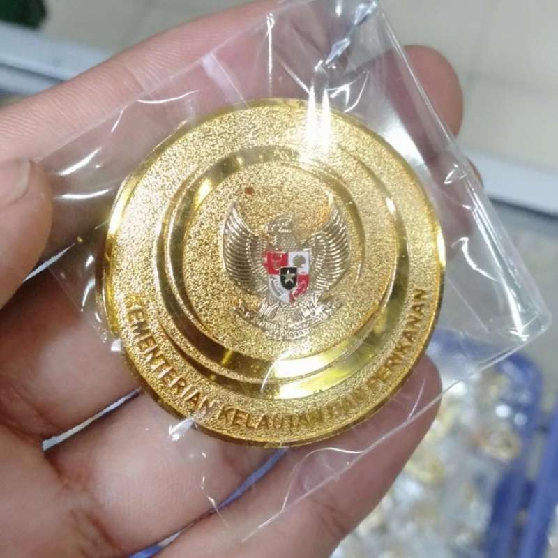 Jual pin kementerian kelautan dan perikanan di Seller rz 147 - Senen ...
