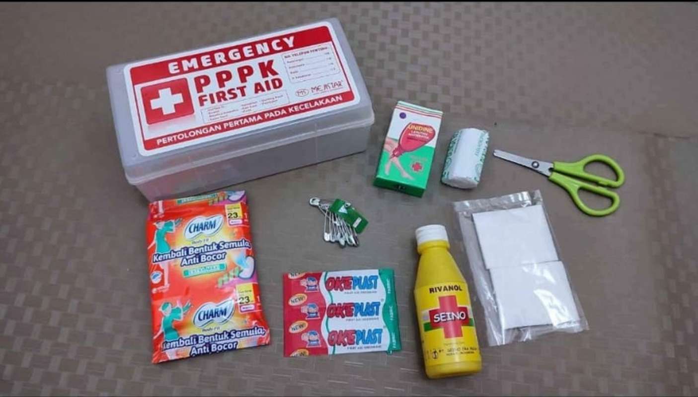 Jual Kotak obat P3K lengkap di Seller Lembaran Variasi - Kalideres ...